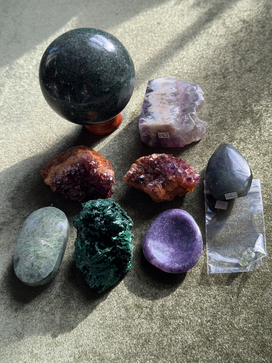 louhaunting – Constellation Crystals